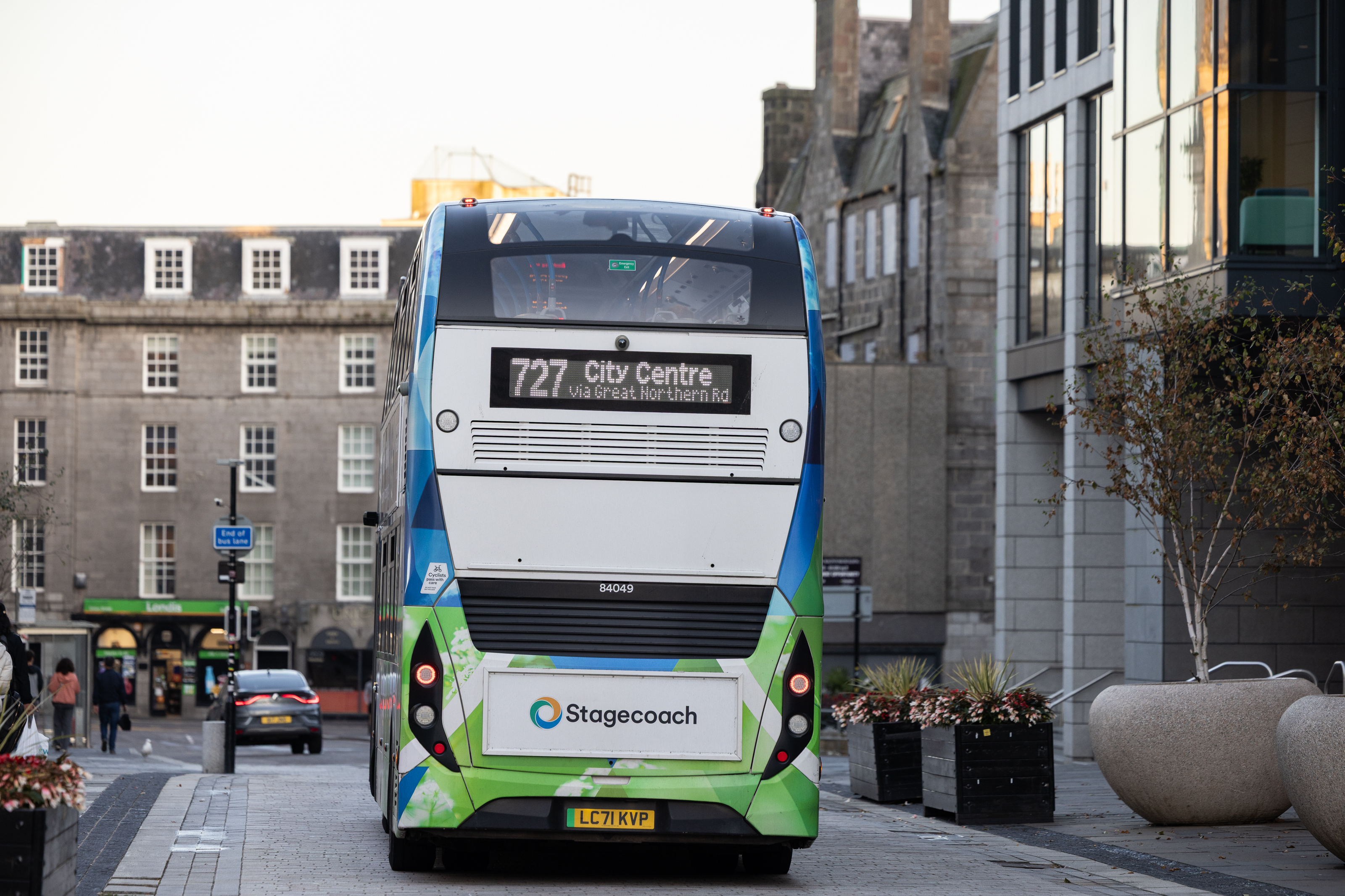 Jet 727 Bus - Aberdeen Airport Bus Times & Tickets | Stagecoach